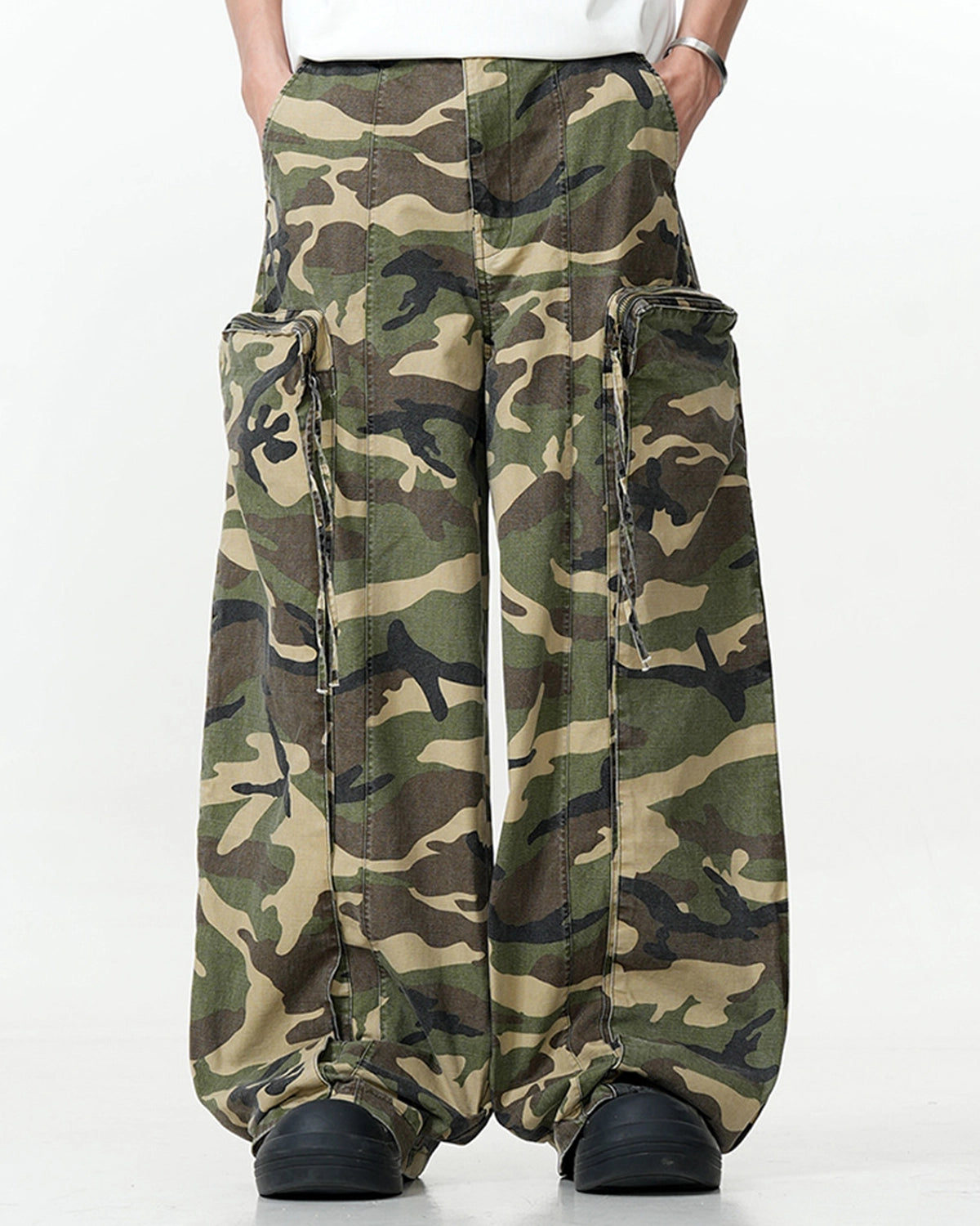 Muti Pockets Camo Cargo Pants | Inflation Streetwear – INFLATION